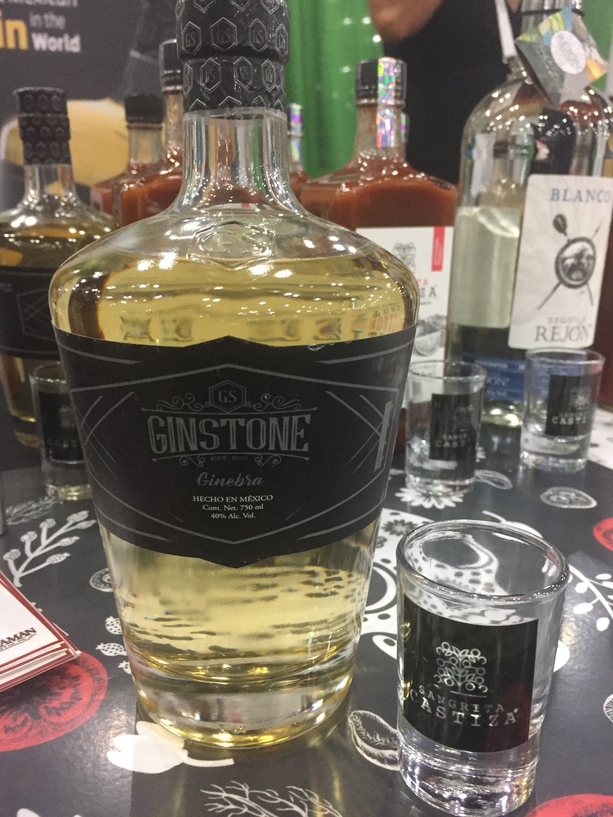 Lots of Latino Products at TRA Marketplace - elrestaurante.com