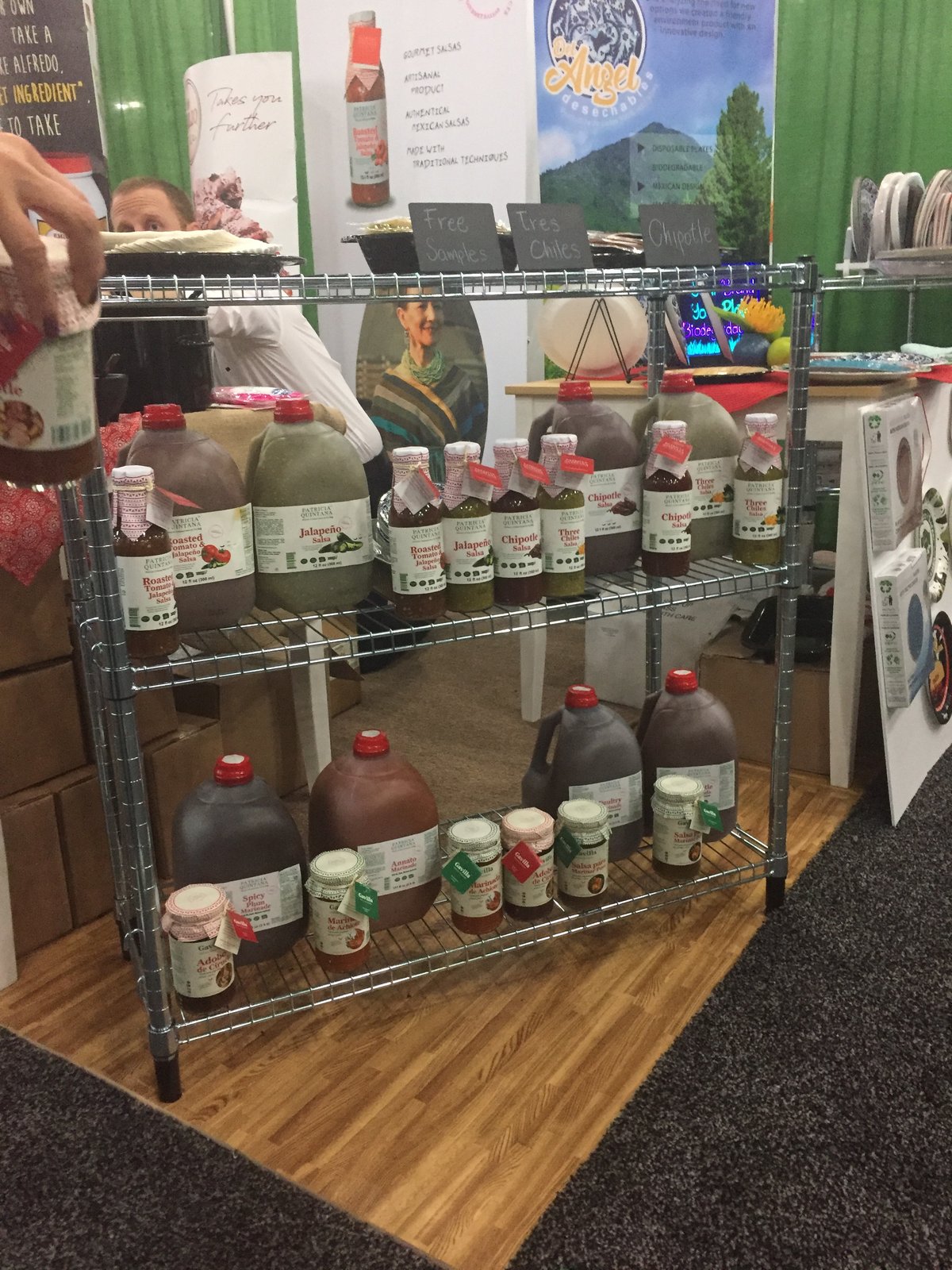 Lots of Latino Products at TRA Marketplace - elrestaurante.com